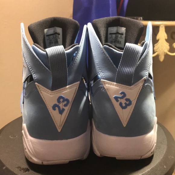 Jordan | Shoes | Pantone 7s | Poshmark